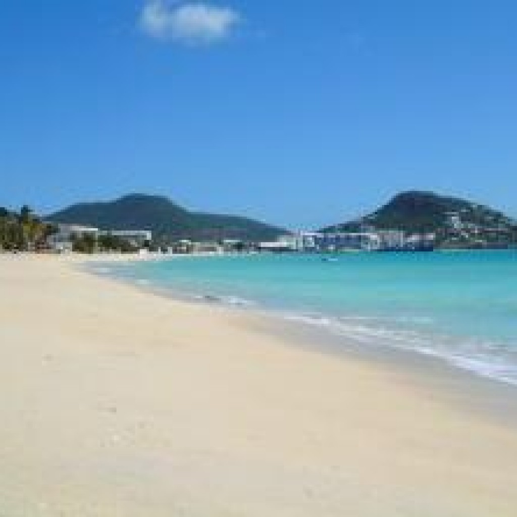 Simpson_Bay_Beach - StMaarten-Info.com